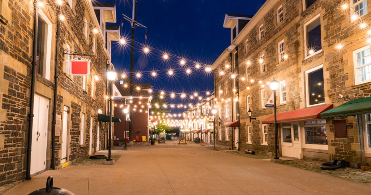 Best Pubs and Nightlife Spots in Halifax You Must Visit - The Getaway